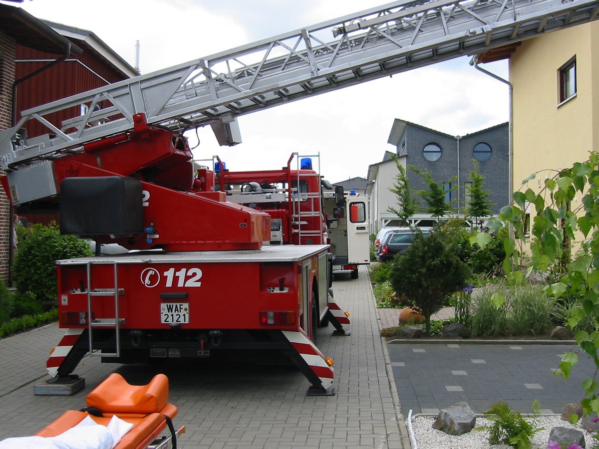 Freiwillige Feuerwehr Telgte: 12.6., DL Rettung