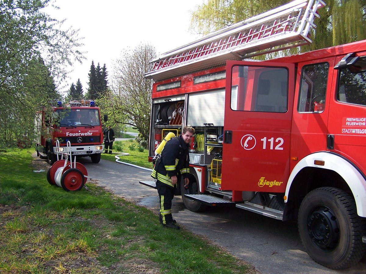 Freiwillige Feuerwehr Telgte: 11.4., Misthaufenbrand Raestrup